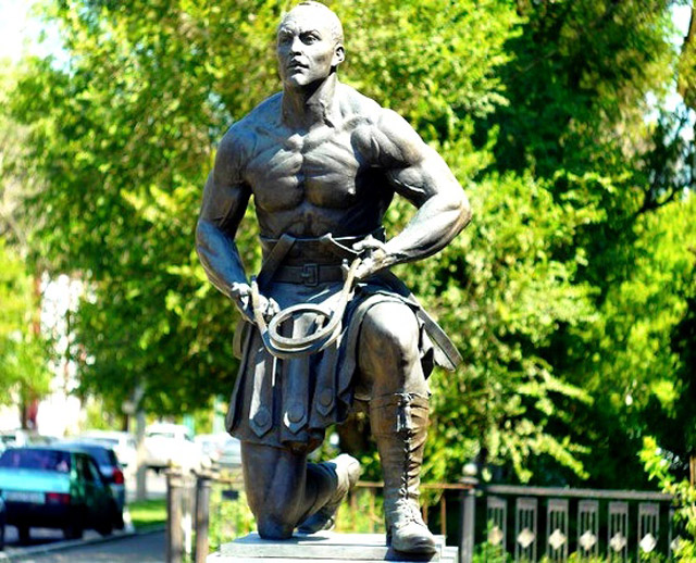 Svaly a síla z minulosti: The Amazing Samson Alexander Zass
